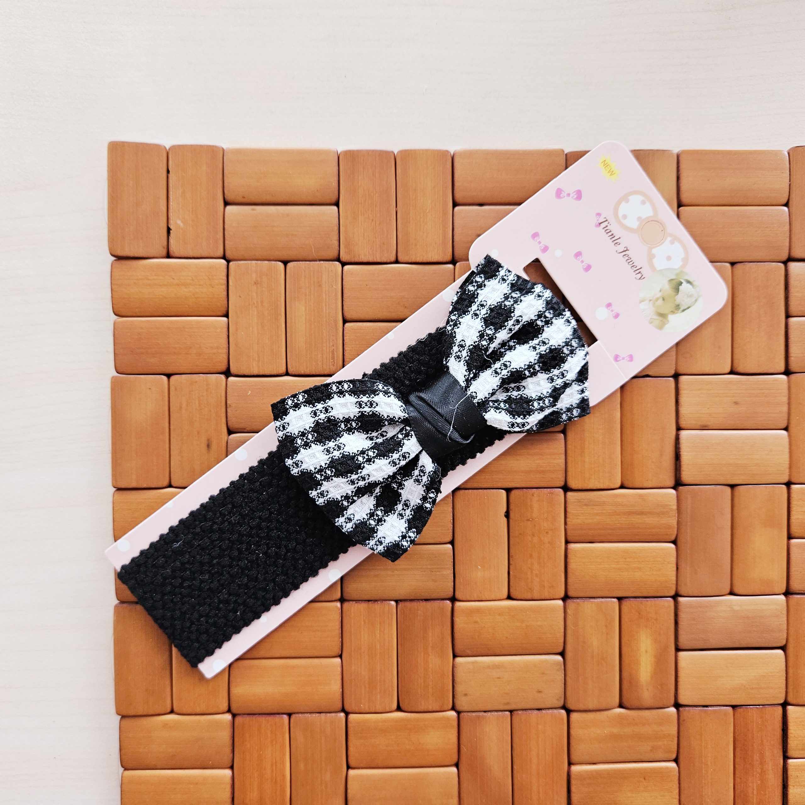 Head Band -HB19-Black and White - Pretty Plums