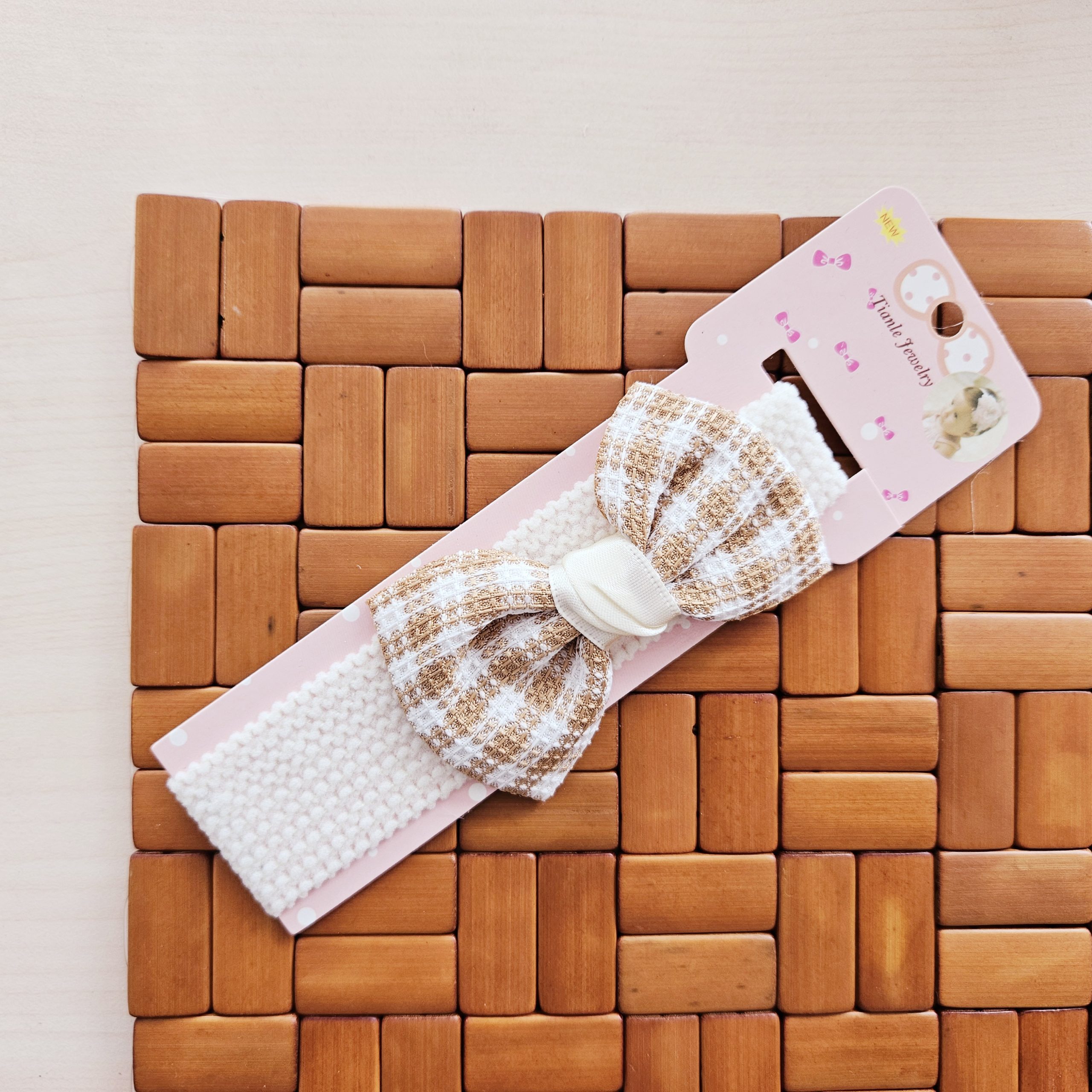 Head Bows -HB19-Cream and White - Pretty Plums