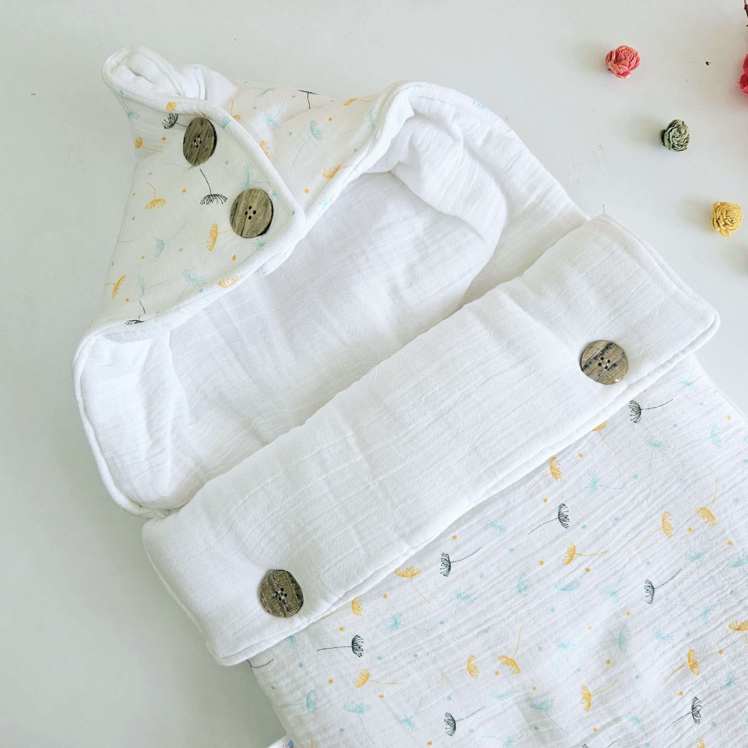 Muslin Cotton Kangaroo Wrapper- Leaf -YMW01 - Pretty Plums