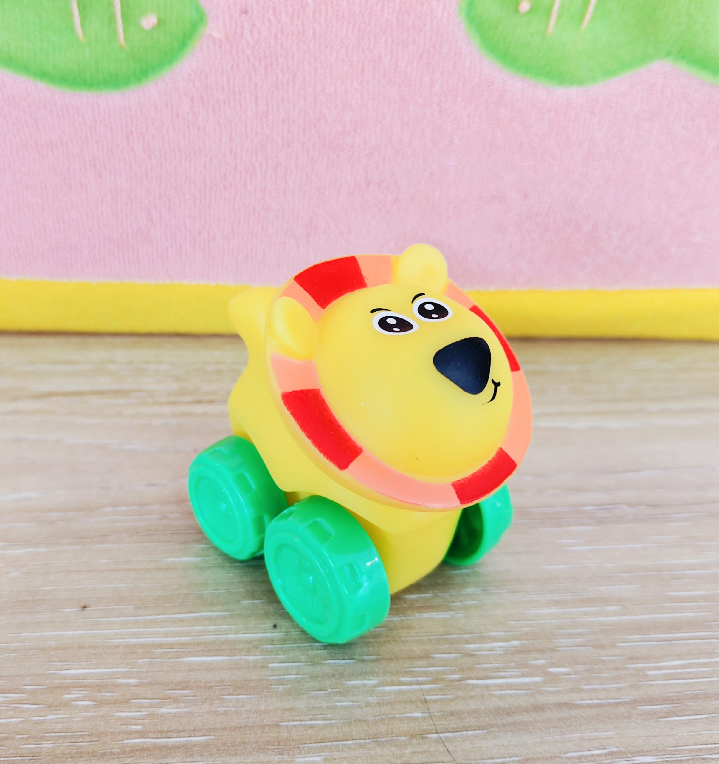 Silicon Toy - NRTY05 - Yellow Lion - Pretty Plums