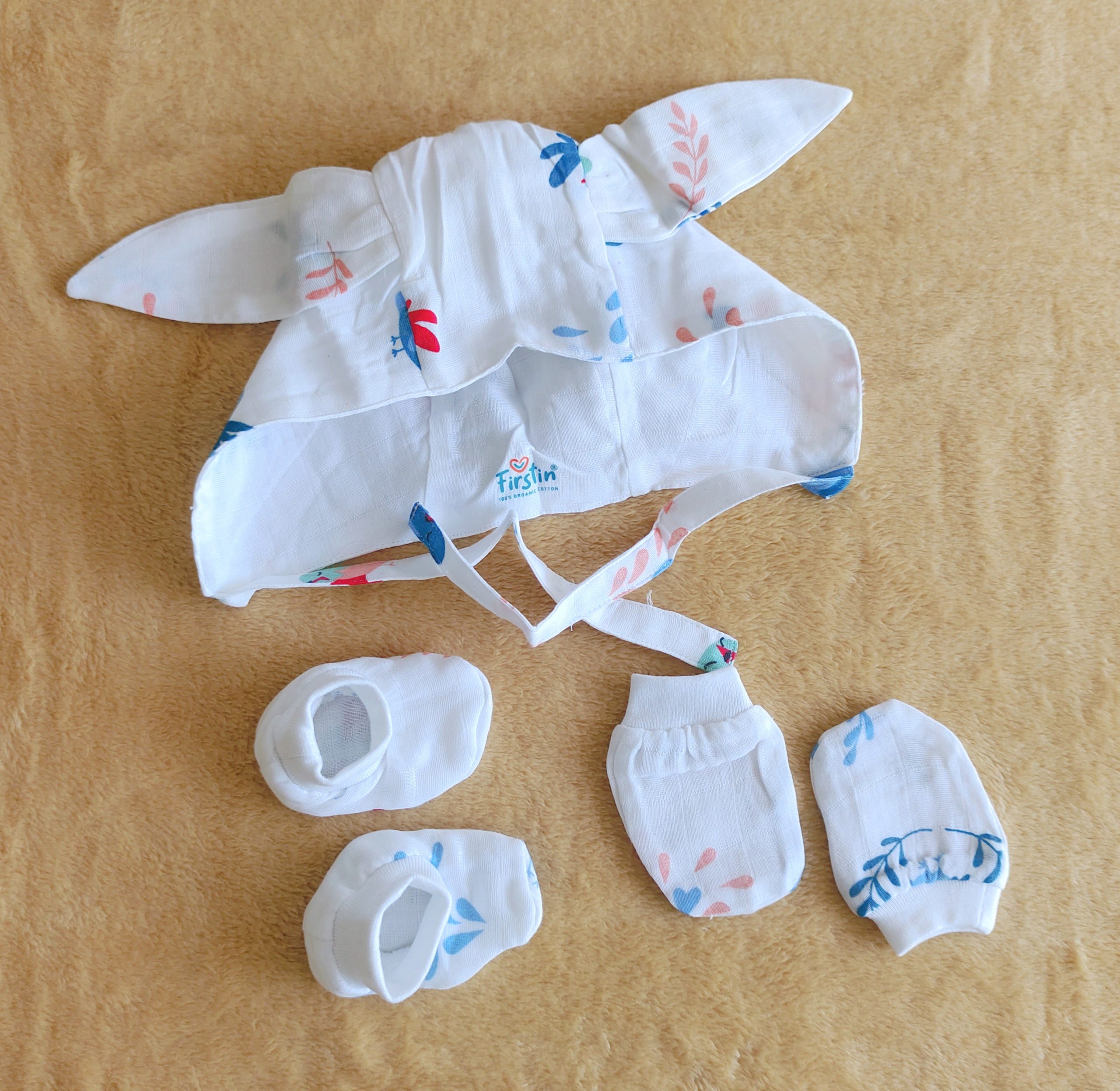 Organic Muslin - Cap/Mittens/Booties - FICMB - Bird - Pretty Plums