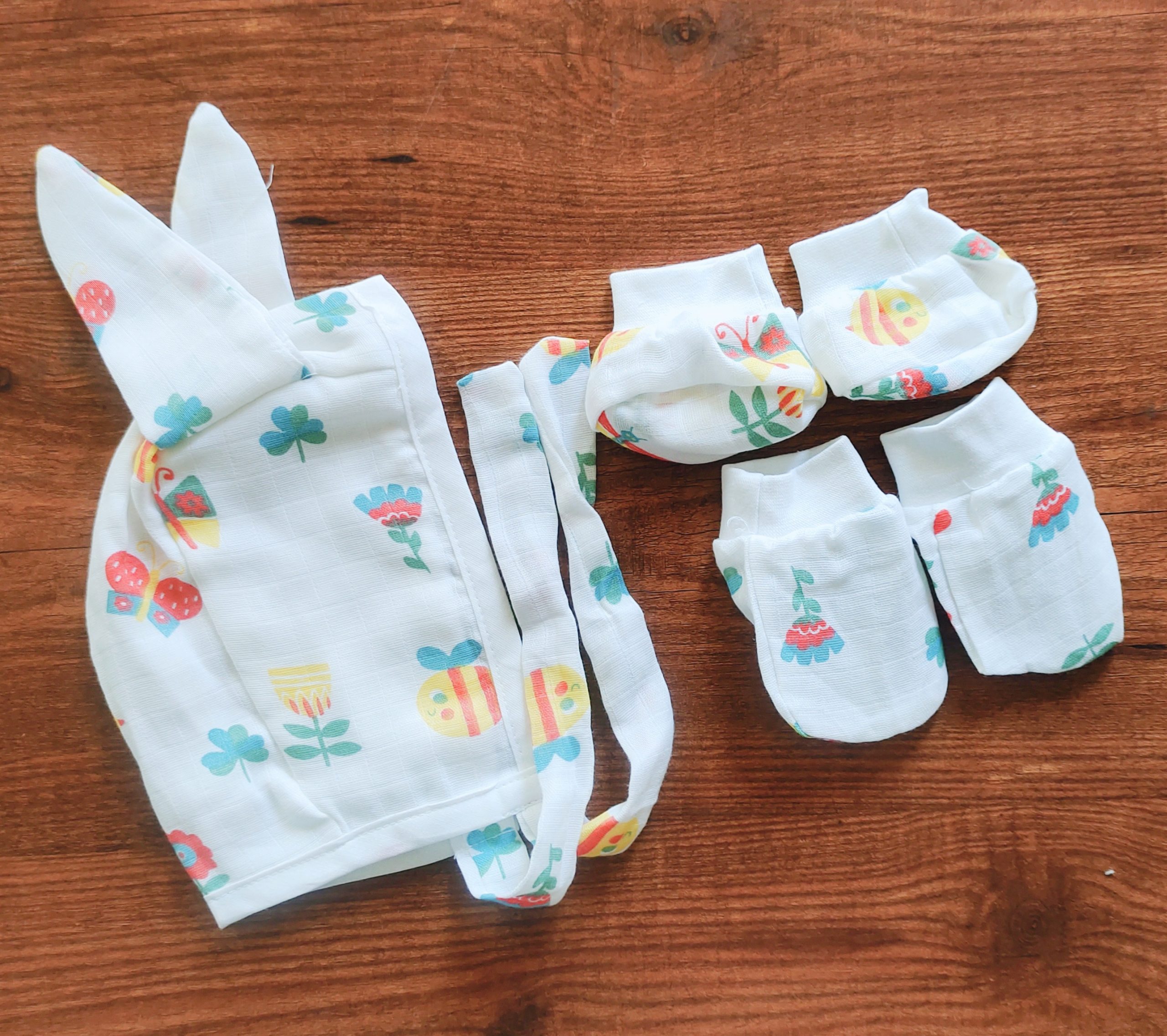 Muslin Cap/Mittens/Booties - CMB - Dragon Fly - Pretty Plums