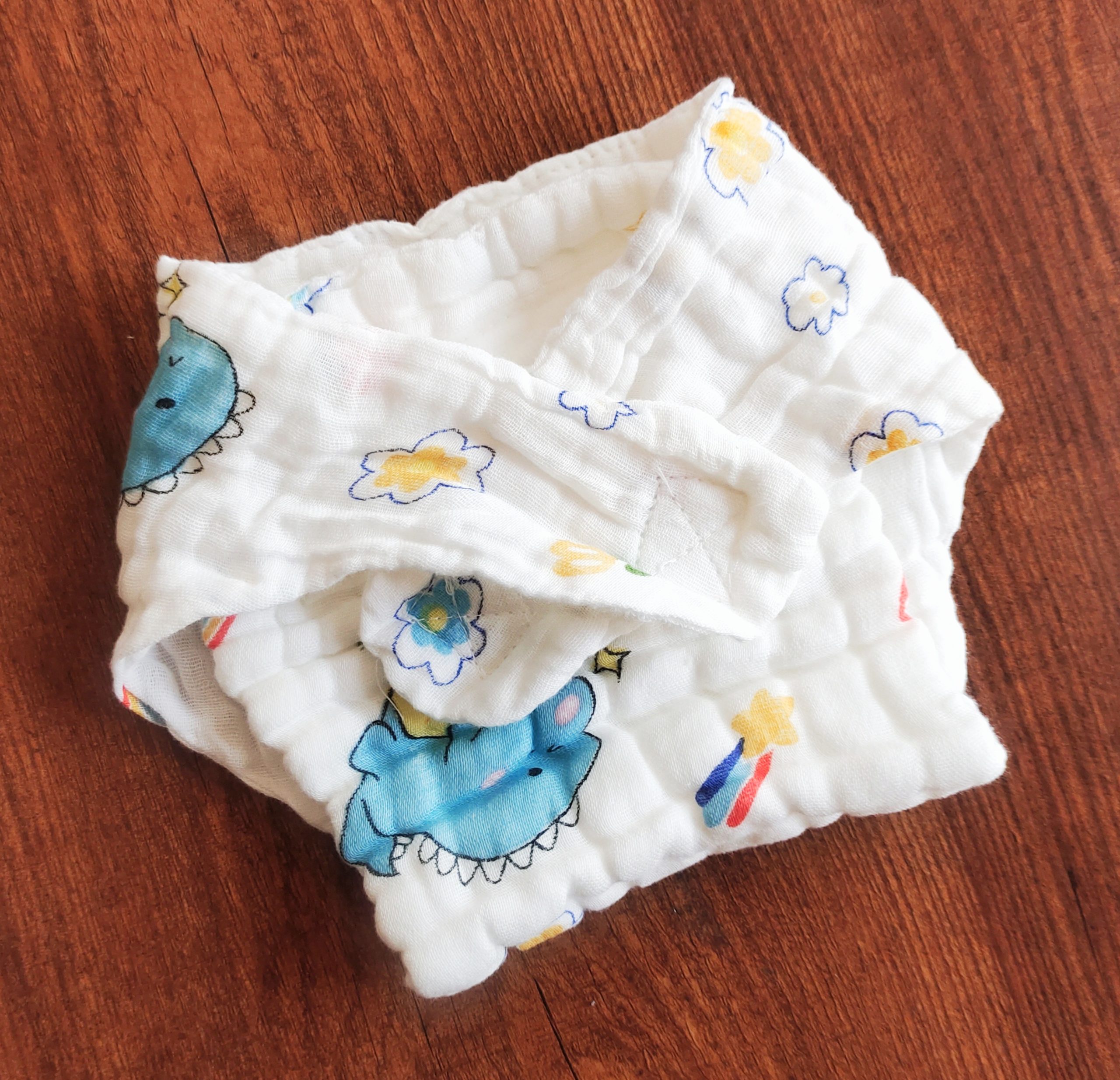Crinkled Muslin Nappy - Ultra-Soft, 4-Layer Comfort for Your Baby ...