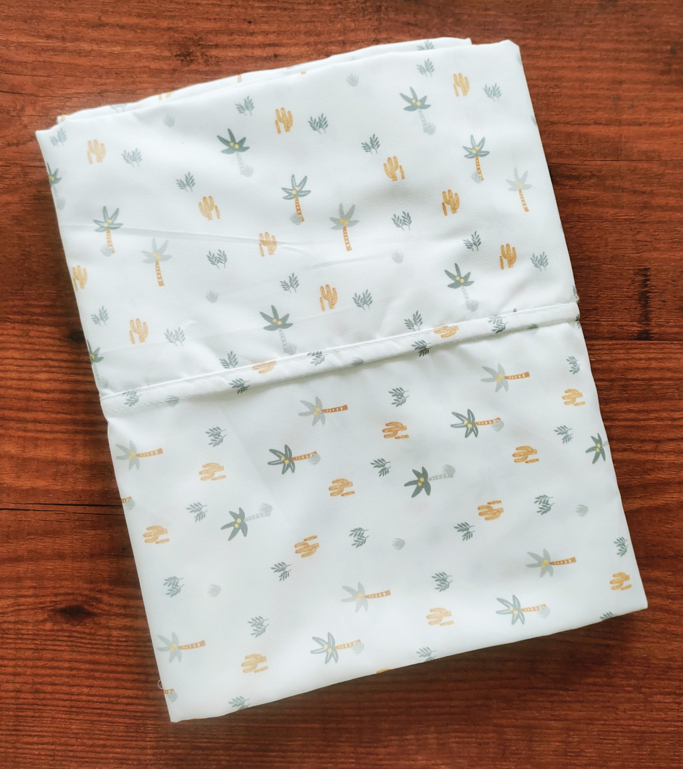 Cotton Cradle Cloth - HKCC - White Coconut Tree - Pretty Plums